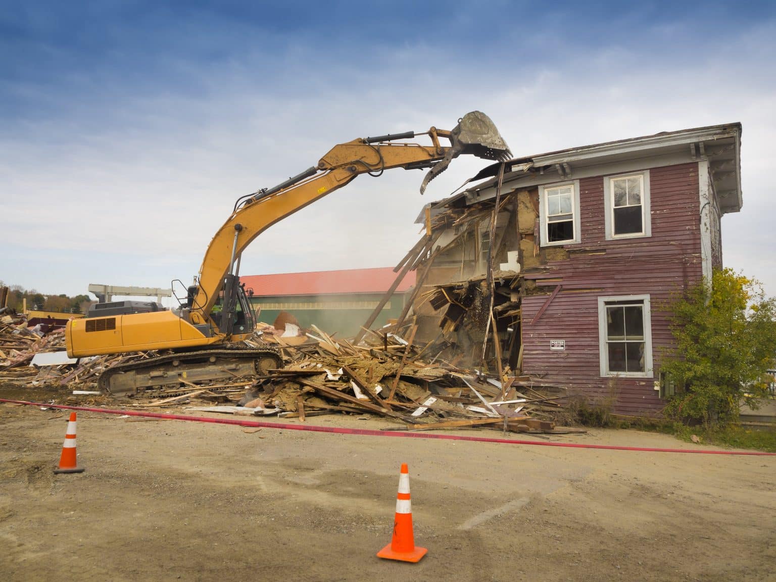 5 Must-Know Tips for Safe Residential Demolition